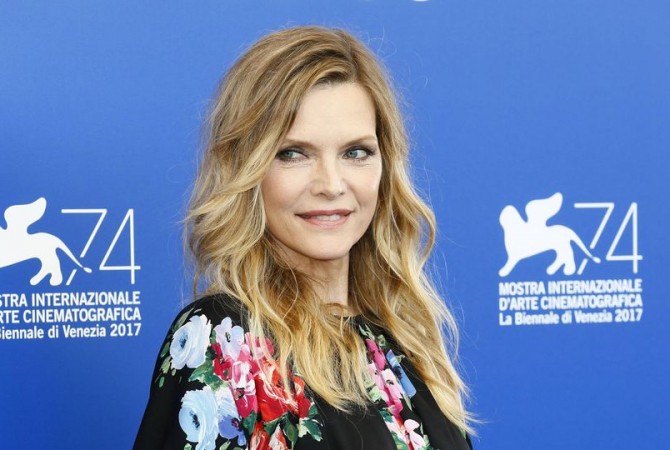 Maleficent 2, Michelle Pfeiffer è Queen Ingrith nel film: la foto ...