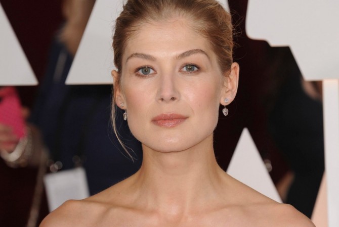 Radioactive: cast, trama, curiosità sul film | Popcorn Tv